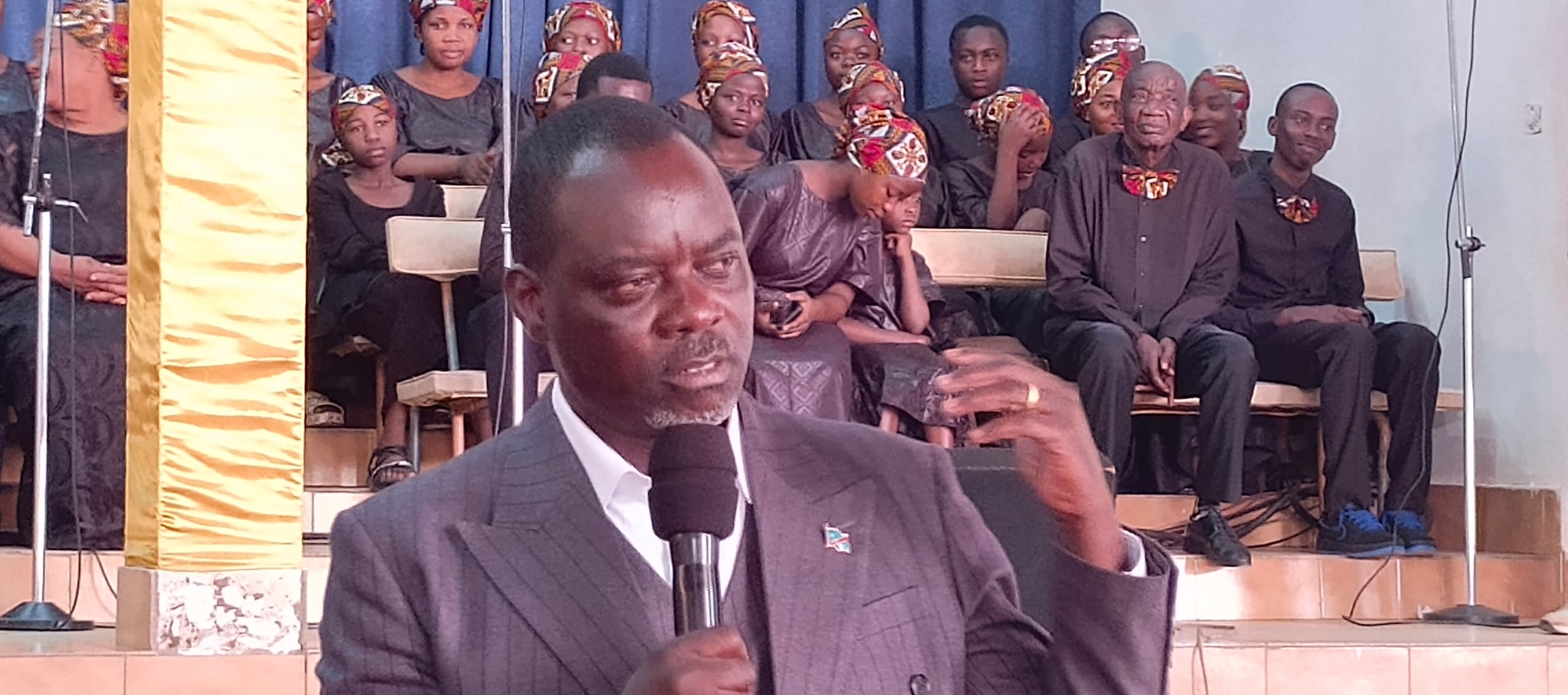 Sud-Kivu : le vice-gouverneur Dunia Masumbuko prêche l'unité et la paix ...