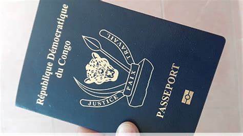 La RDC lance son nouveau passeport biométrique : un document de voyage ...